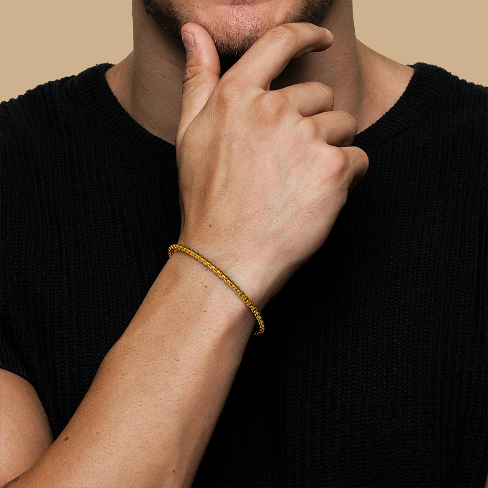 Shop Narrow box bracelet - Gold 24k | 7879